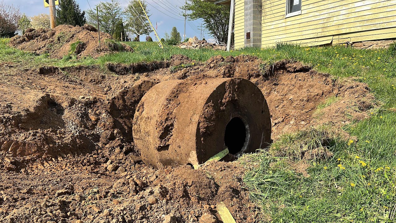 Farmhouse Restore - Septic Tank Removal - YouTube
