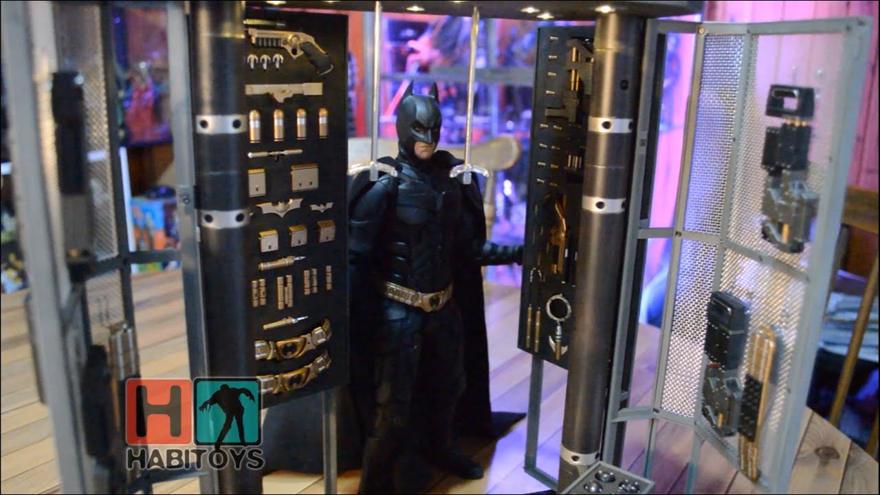 Hot Toys - Bat Armory Review completa en Español - Habi Toys - YouTube