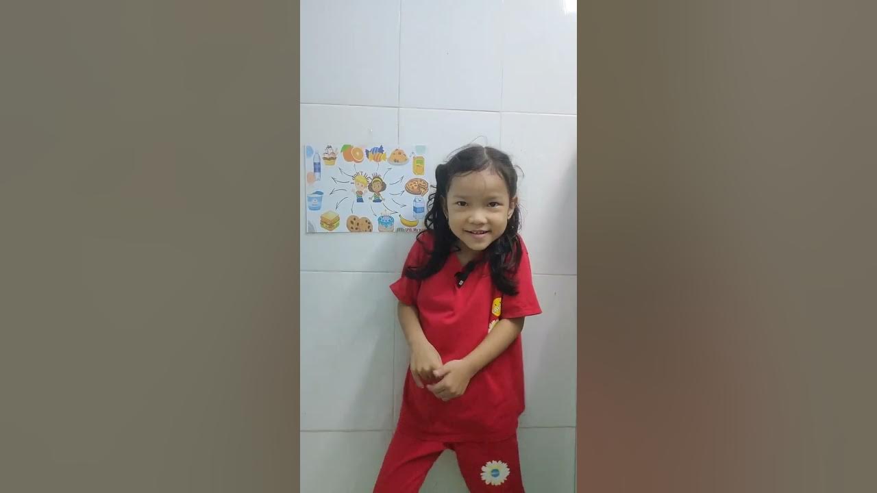 Ngọc Nga - Kinder 2C - YouTube
