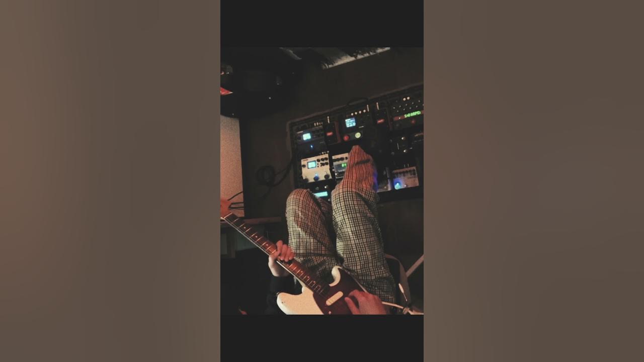 SHAKY AUTO MIDI - #3 Part.1 #electronicmusic #hxstomp #improvisation #session - YouTube