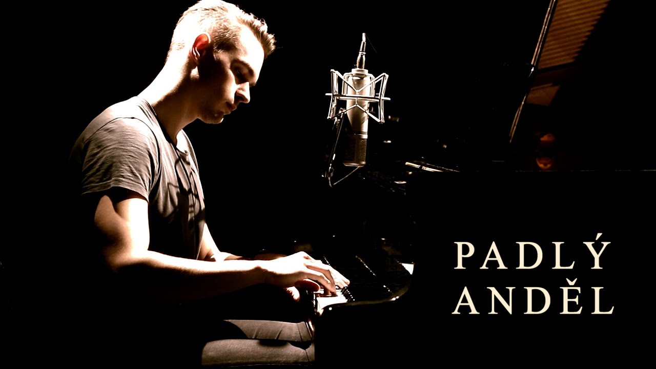 Robin Schenk - Padlý anděl - YouTube