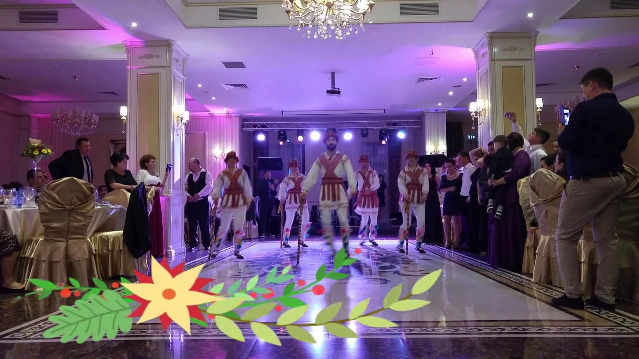 CALUSARII - Dansul Popular Calusul by The Sky - YouTube