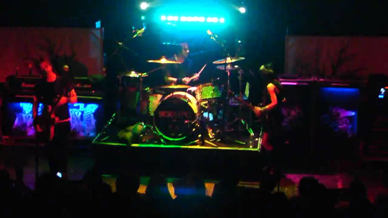 Sick Puppies "Riptide" Live! - YouTube