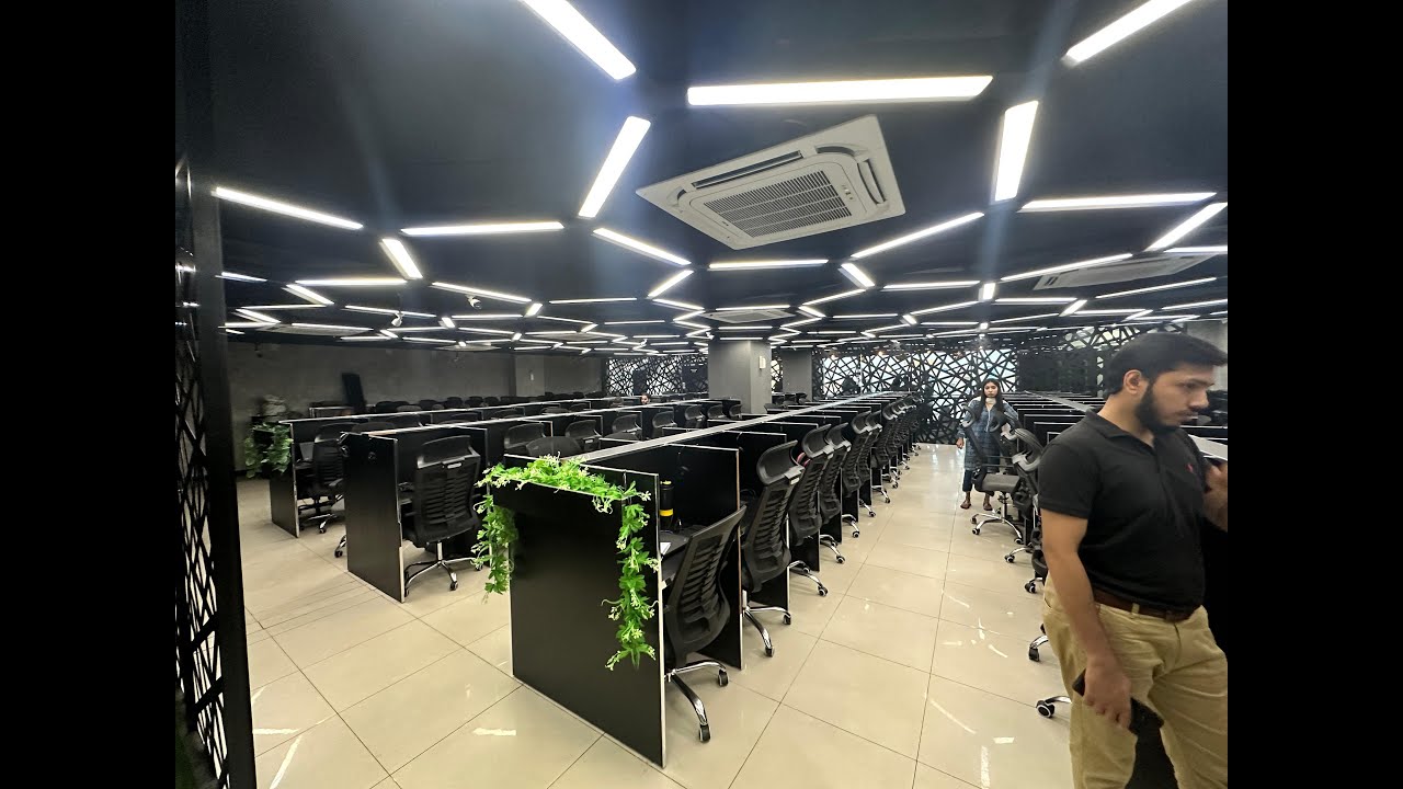 3750 Sq Ft FULL FURNISHED OFFICE In VIP Building Of Main Shahra E ...