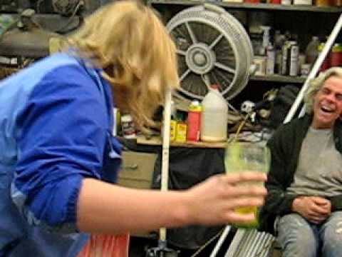 sam tring to eat an egg - YouTube