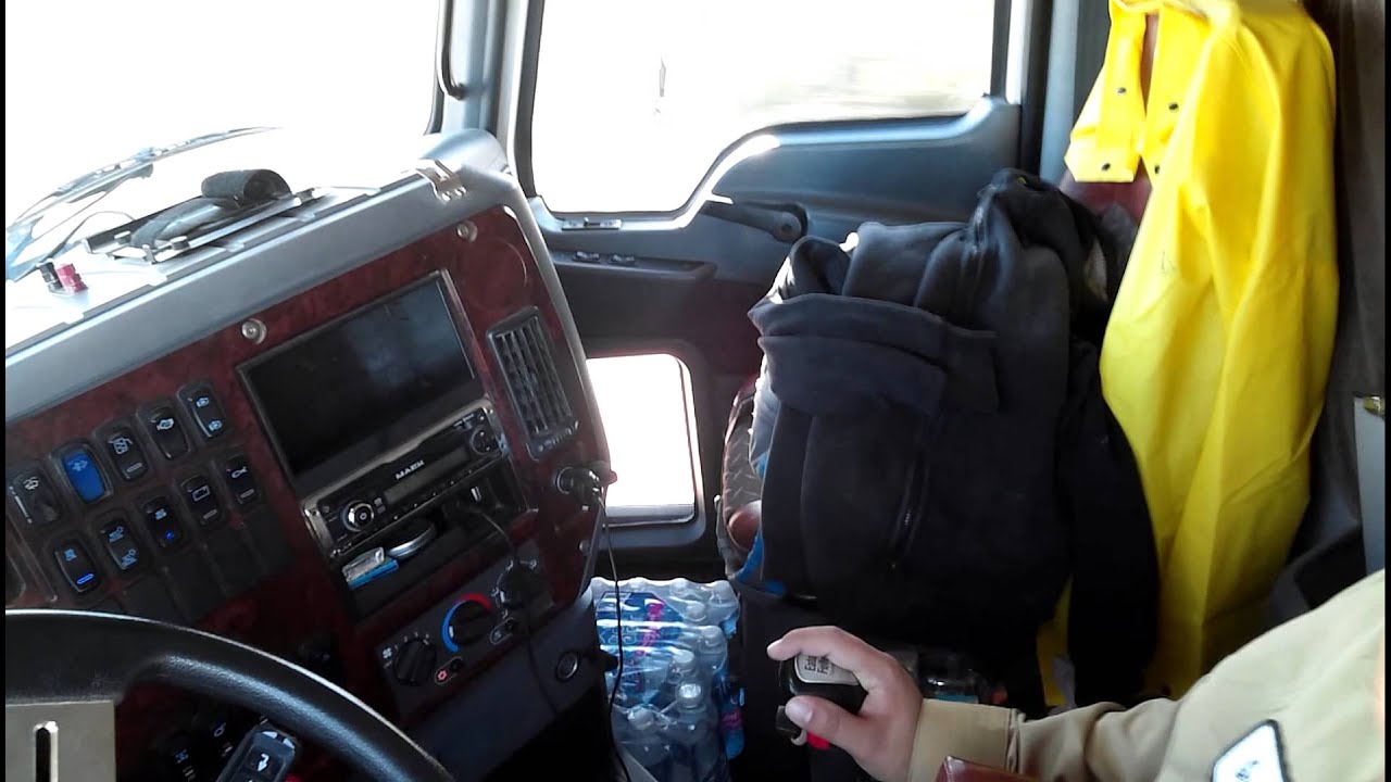 Driving 13 speed mack truck. - YouTube
