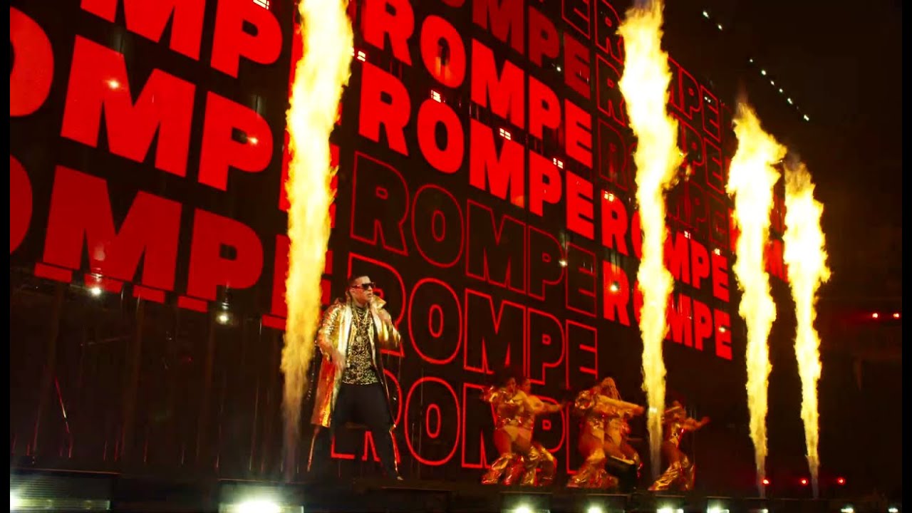 Daddy Yankee - Rompe (2K20 Live) - YouTube