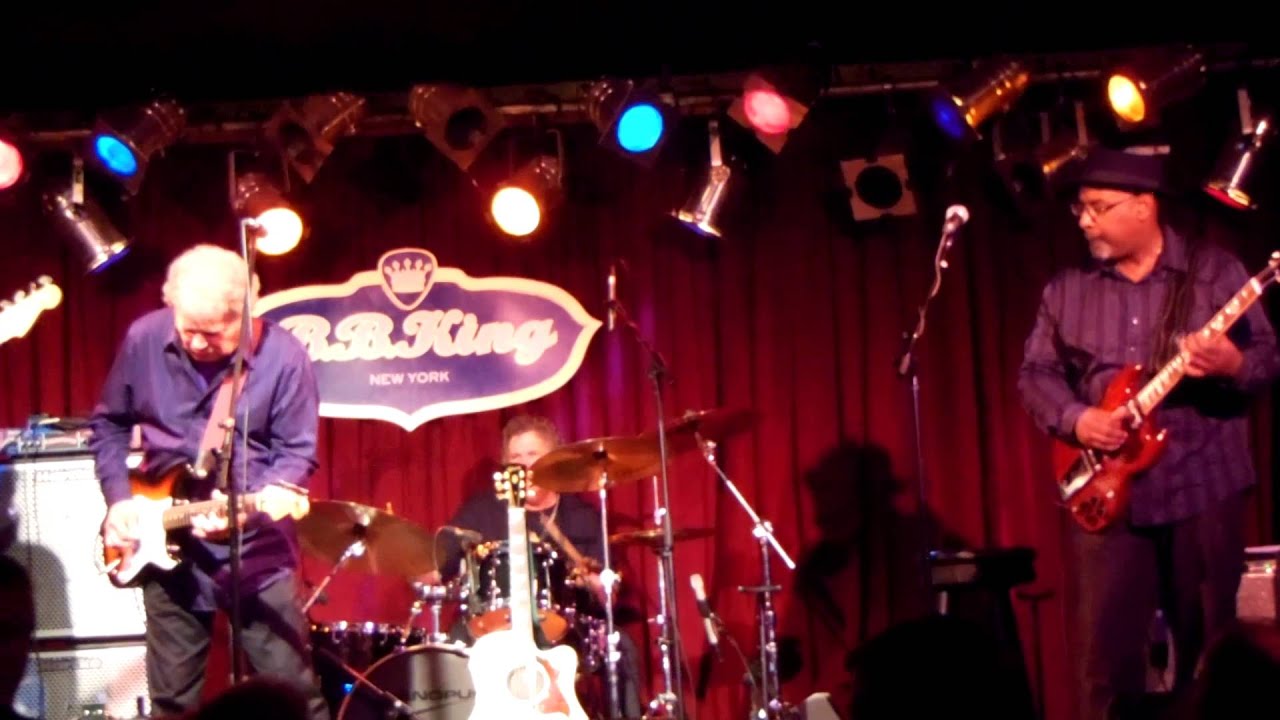 Tommy Talton Band with Junior Mack, "You Can't Argue With Love" - YouTube