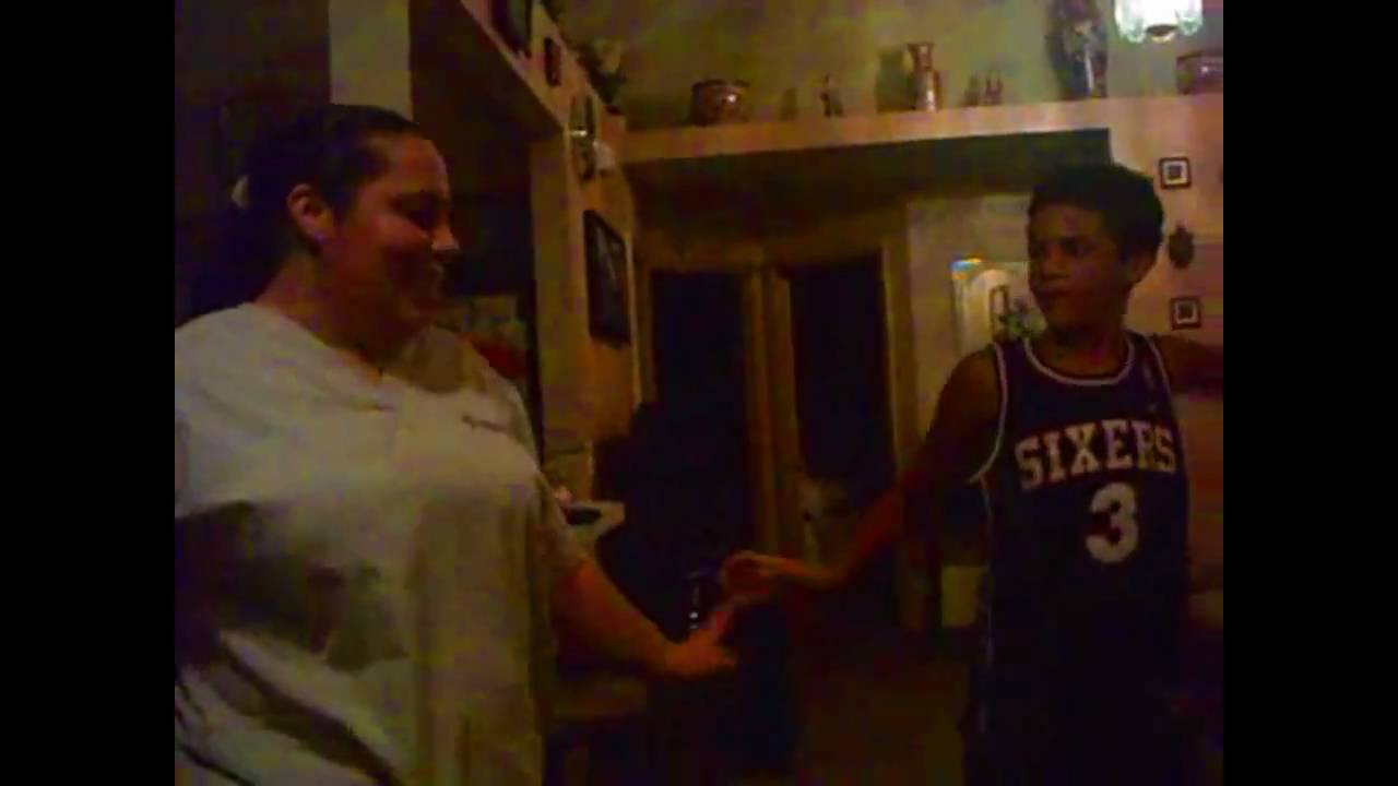 Funny Krumping Battle! V vs K - YouTube