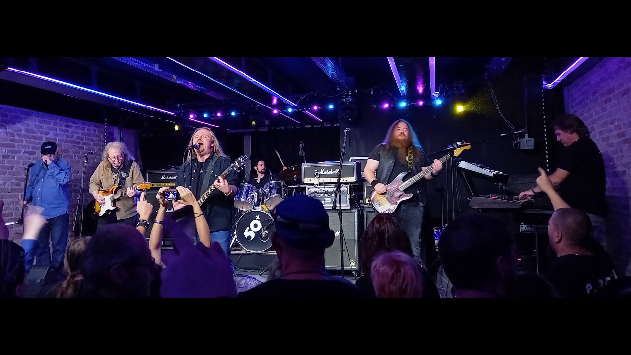 P.MOBIL : Rock & Roll 2024.10.12. OFF Kultur - YouTube