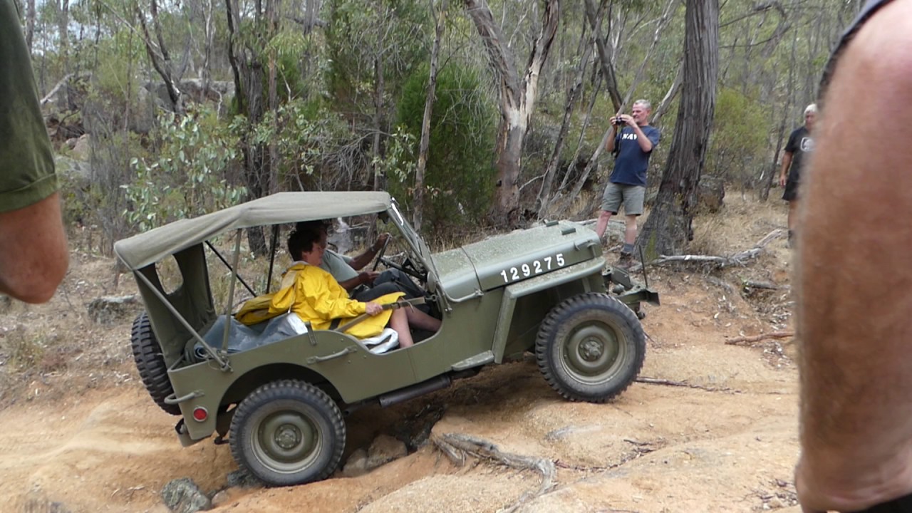 Corowa 2017 Jeep 5 easy Kangaroo Tk - YouTube
