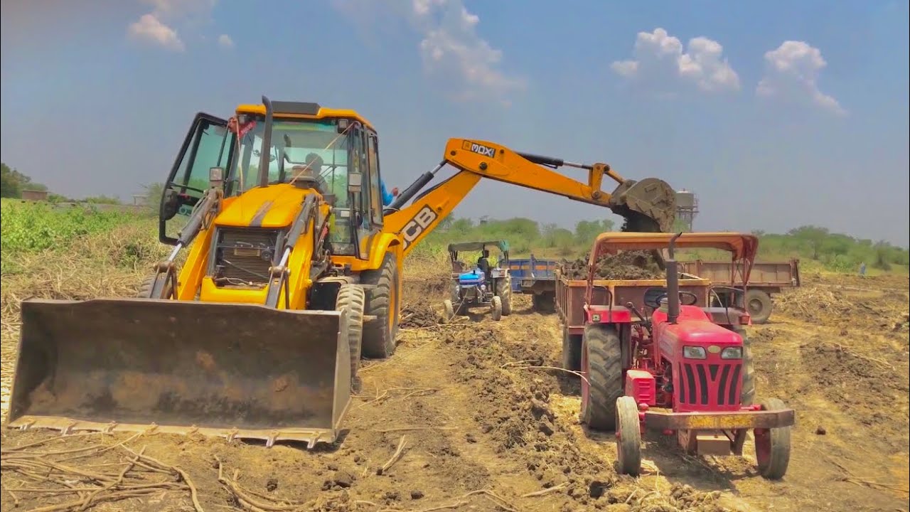New JCB 3dx Machine Loading Mud in Double Mahindra tractor with Mud ...