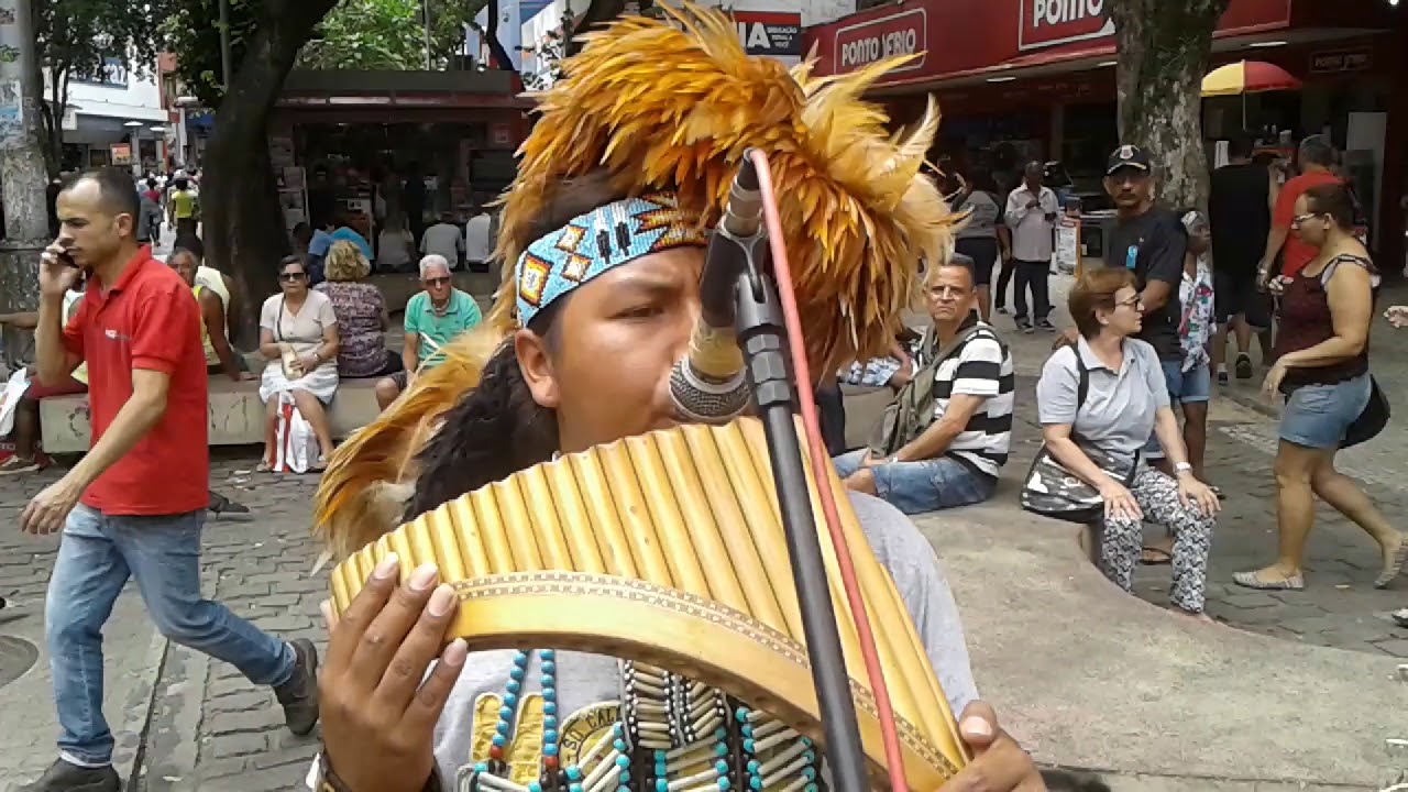 Indios Incas do Peru dão um show no centro de Campo Grande RJ - YouTube