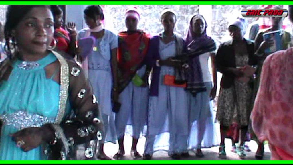 TOIRAB FEMME FATIMA HAMADI HEROUMBILI 2 - YouTube