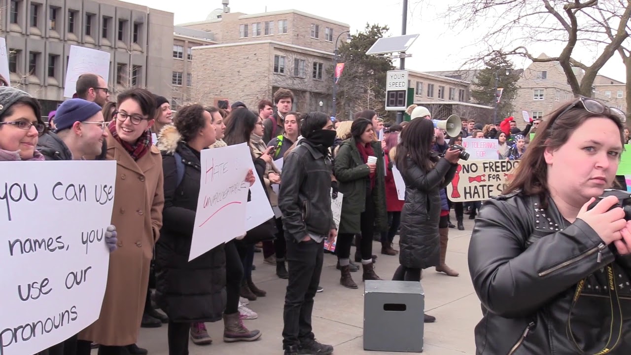 Jordan Peterson protest, March 5th 2018 at Queen's University Clip 1 ...