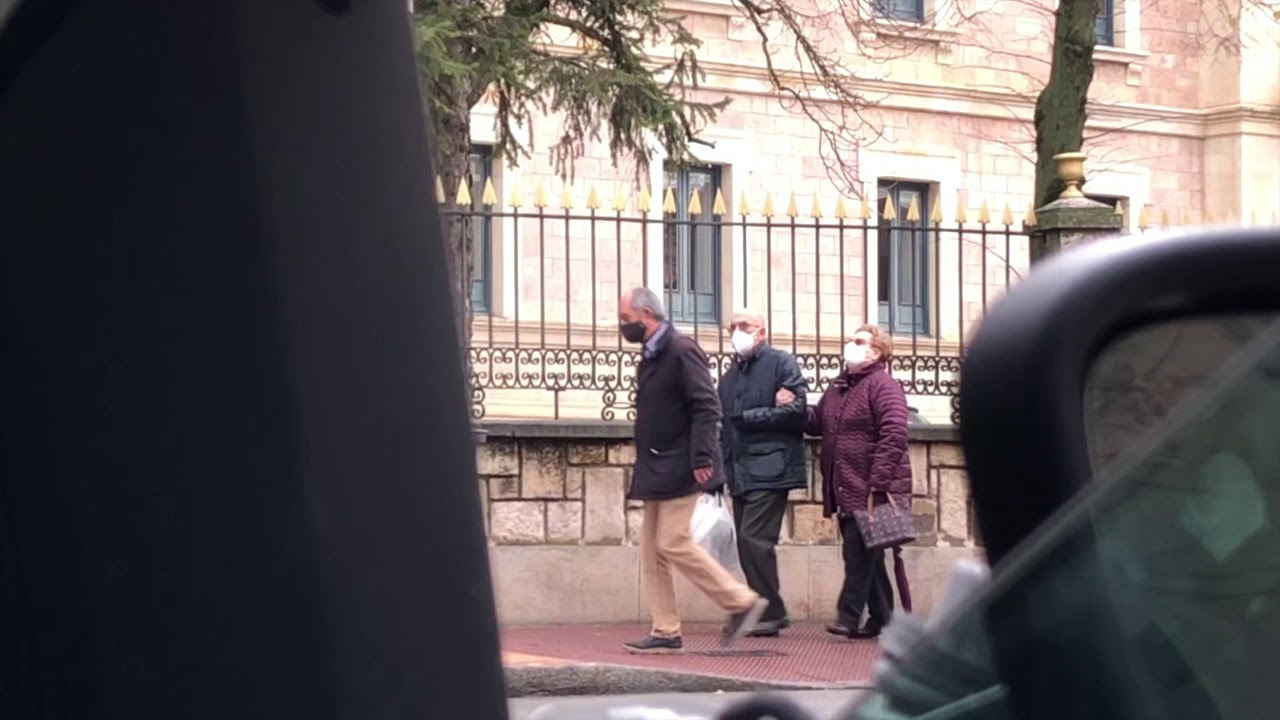 Random audio para Random vídeo - YouTube