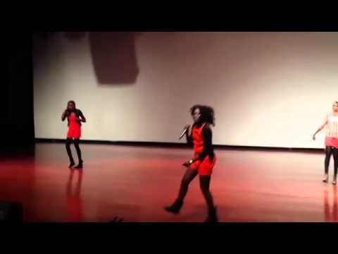 Ana kalas mader performance.