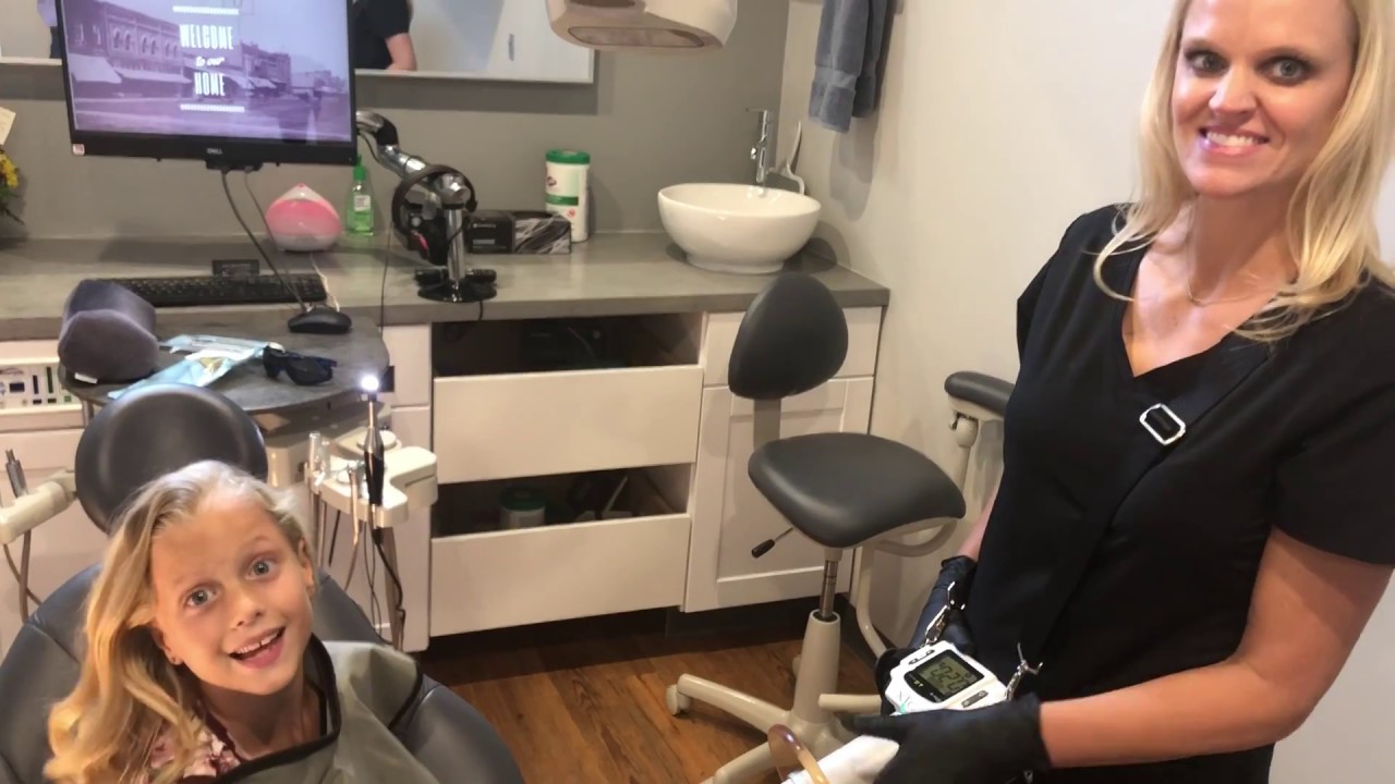 Pediatric Dental XRay Positioning Tips with the XTG Handheld XRay - YouTube