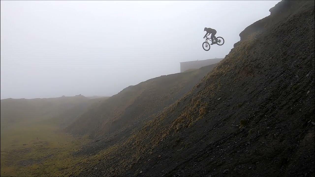 RAW HARDTAIL FREERIDE FUN :D - YouTube