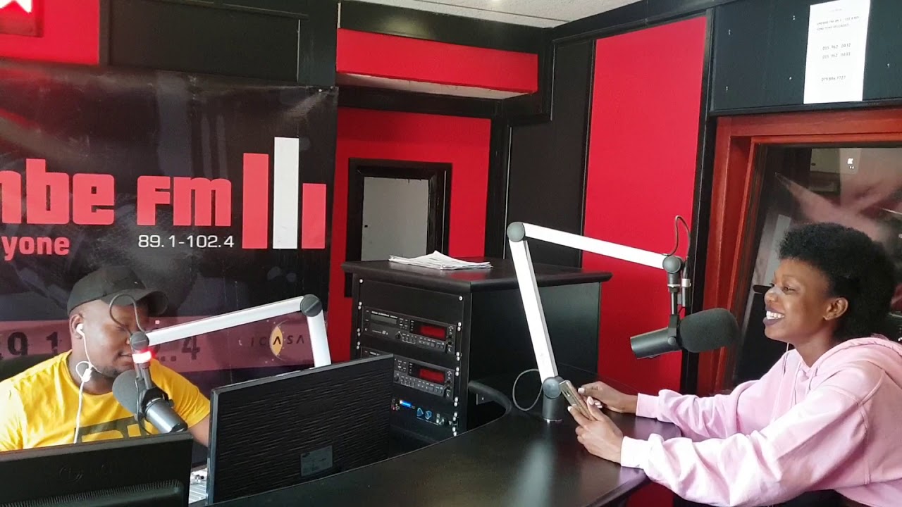 Daloo Deey VHEMBE FM Youth Forum Interview with Bhamba - YouTube