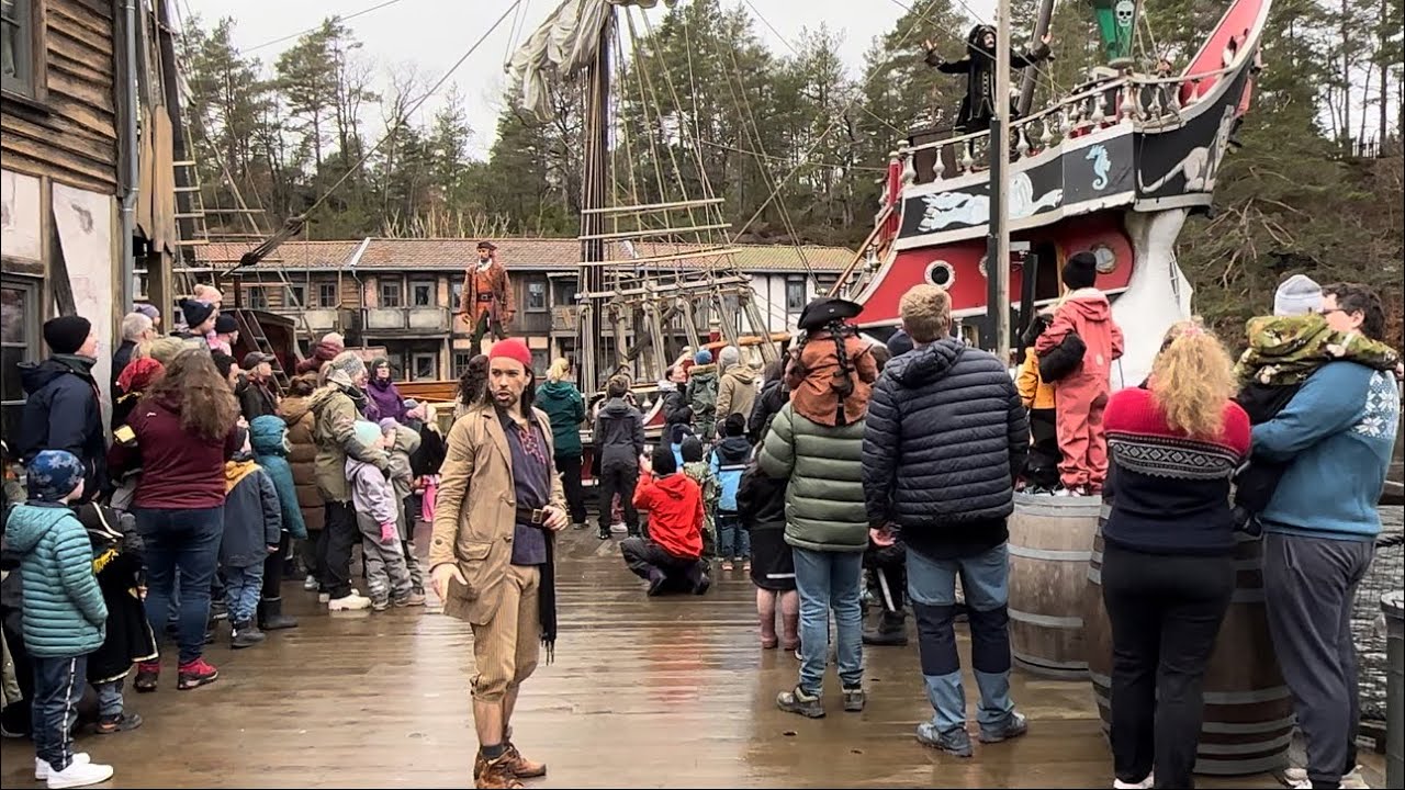 Show i abra havn med kaptein Sabeltann og mannskapet (påsken 2024 ...