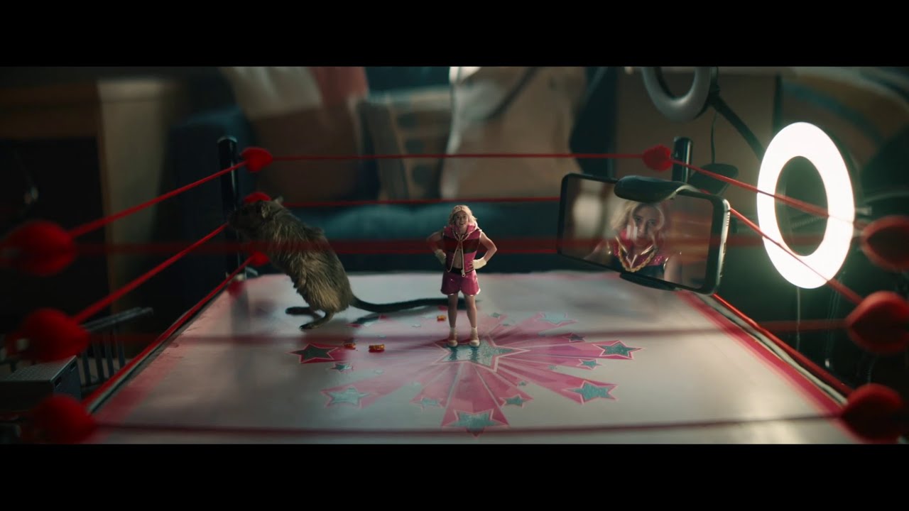 Gen V Emma Little Cricket - YouTube