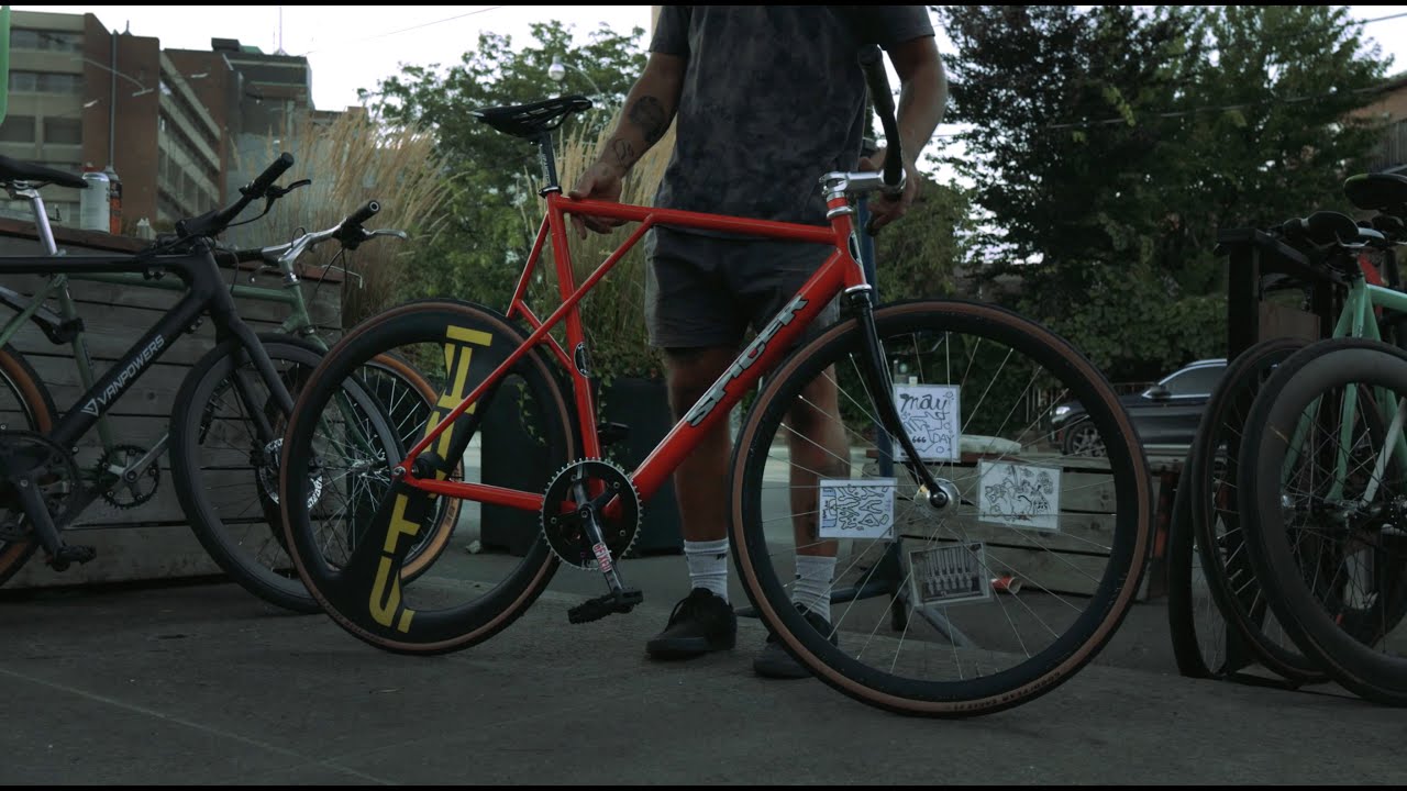 Spicer build + FAST fixed gear group ride - YouTube
