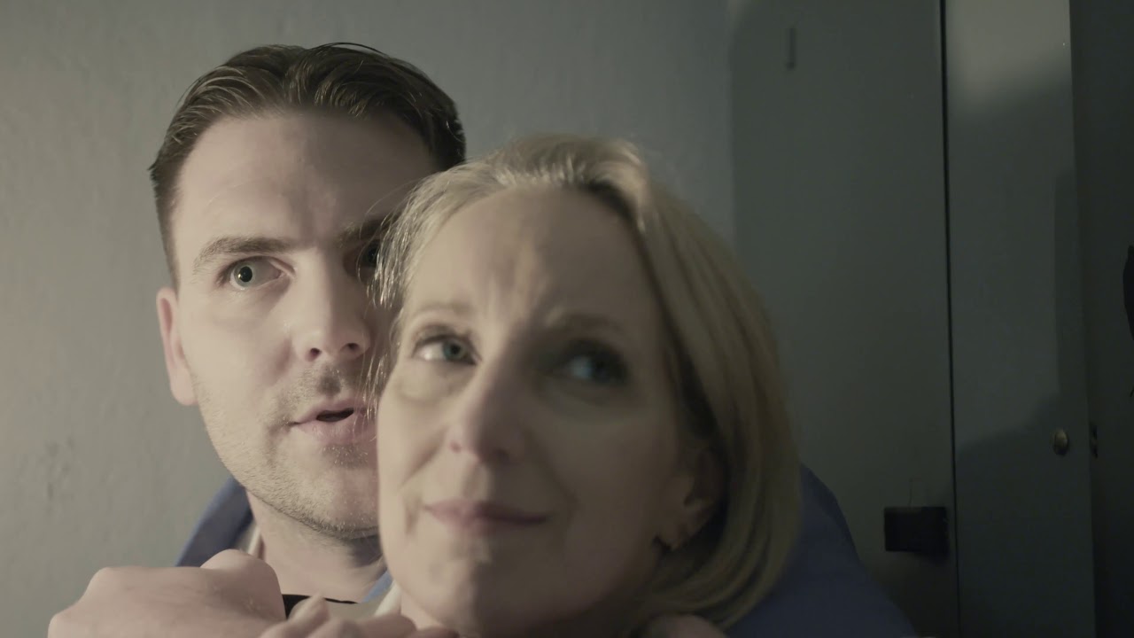 Mick Sutherland and Kristen Henderson - YouTube