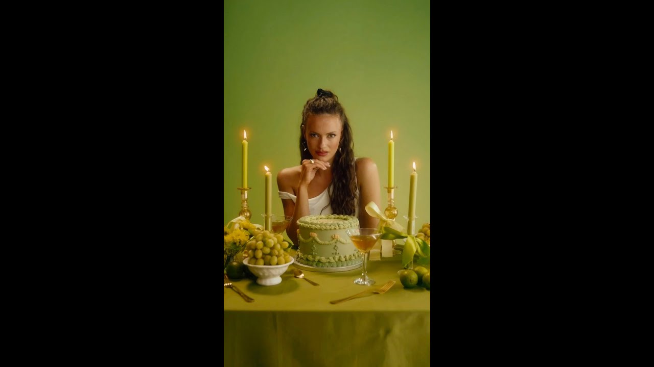 Taura Lamb - Loud (Official Lyric Video) - YouTube