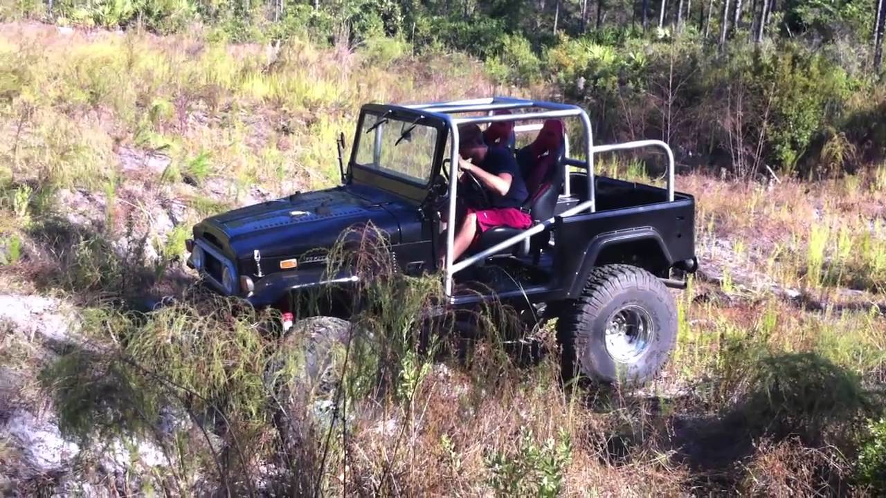 350 V8 FJ40 Off-Road - YouTube
