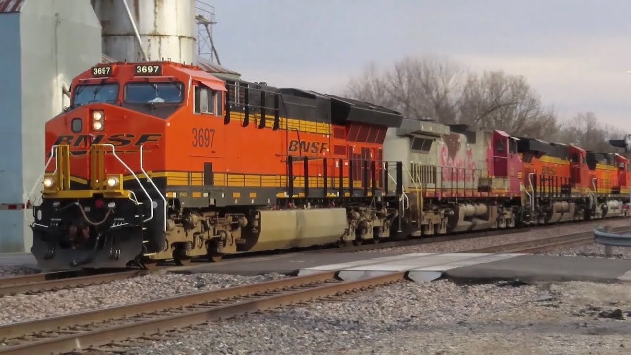 BNSF trains I caught in Spring Hill! (3/28-4/3) ft. loads of foreign ...
