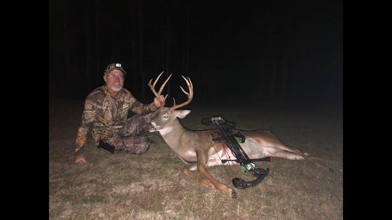 2022 Georgia Buck with a bow - YouTube