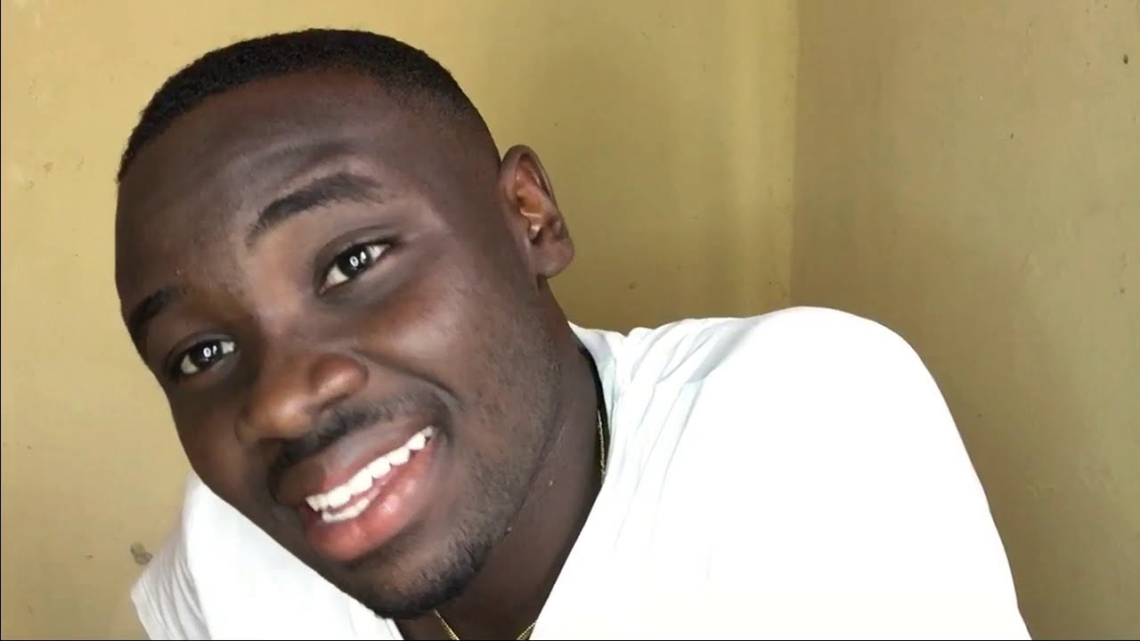 Asking Random girls for their Number on BADOO - YouTube