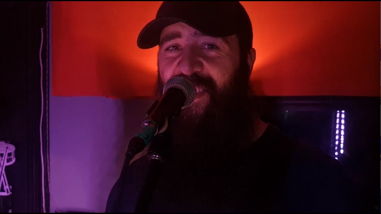 Ouderdoos "Die Oukraal Liedjie" (studio informasie video) - YouTube