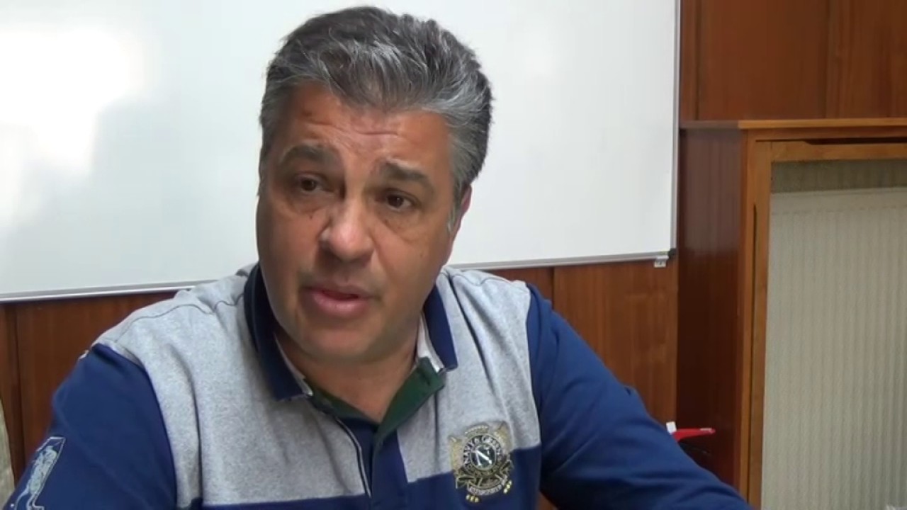 Εκδηλωση για τους μαθητες για τα επαγγελματα - YouTube
