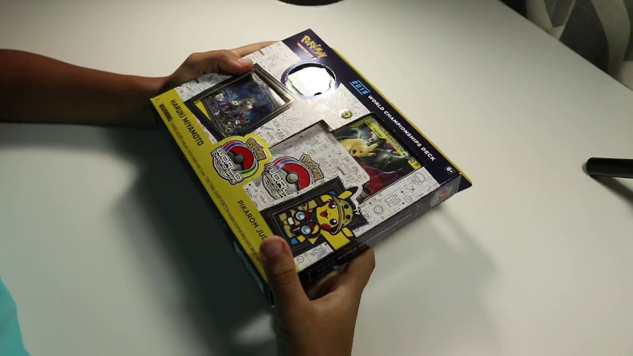 Pokémon World Championship Booster Box Inboxing - YouTube