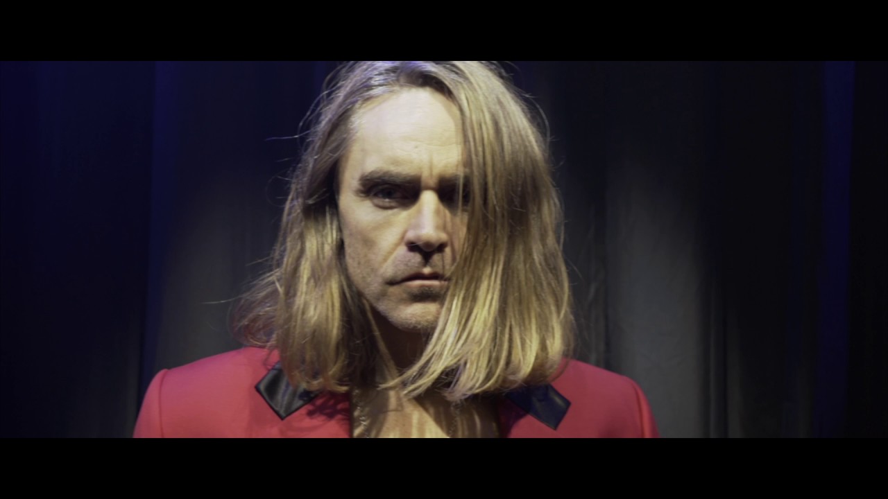 The Red Jacket Returns from Outer Space - YouTube