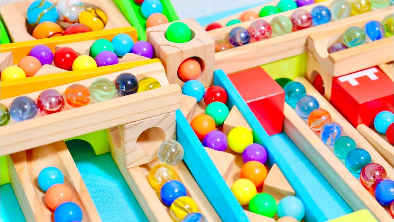 Marble Run Glass crashes into glass! A rattling waterfall racing roller ...