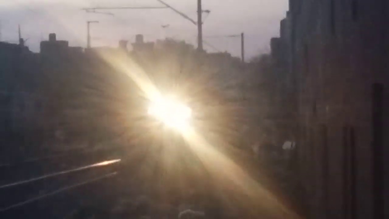 Mega Offlink. Erode WAP7 30555. With ASR - NDLS Swaran Jayanti Shatabdi ...