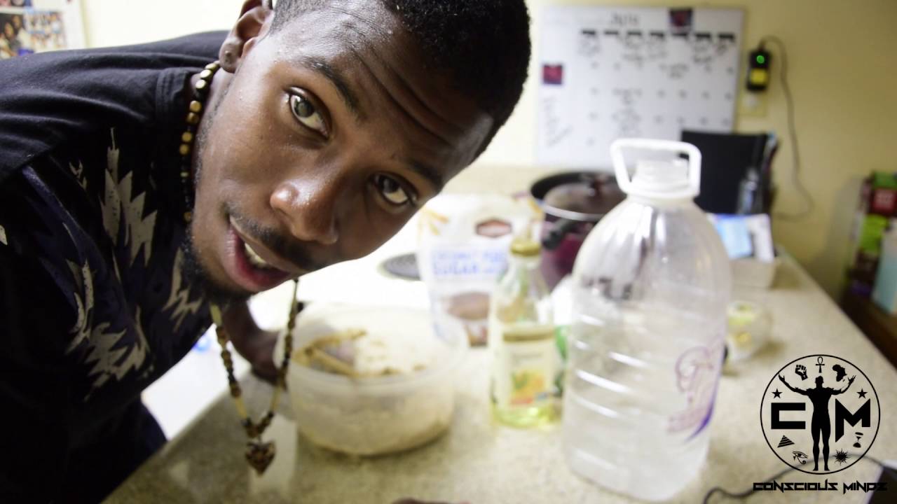 Homemade Alkaline Spelt bread W/M'ster Lewis Dr Sebi Approved - YouTube