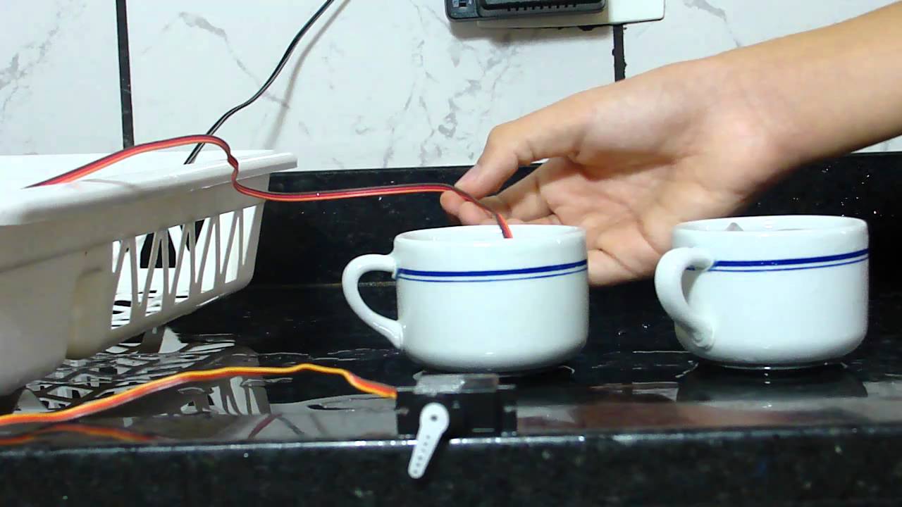 LM335A arduino temperature sensor - YouTube