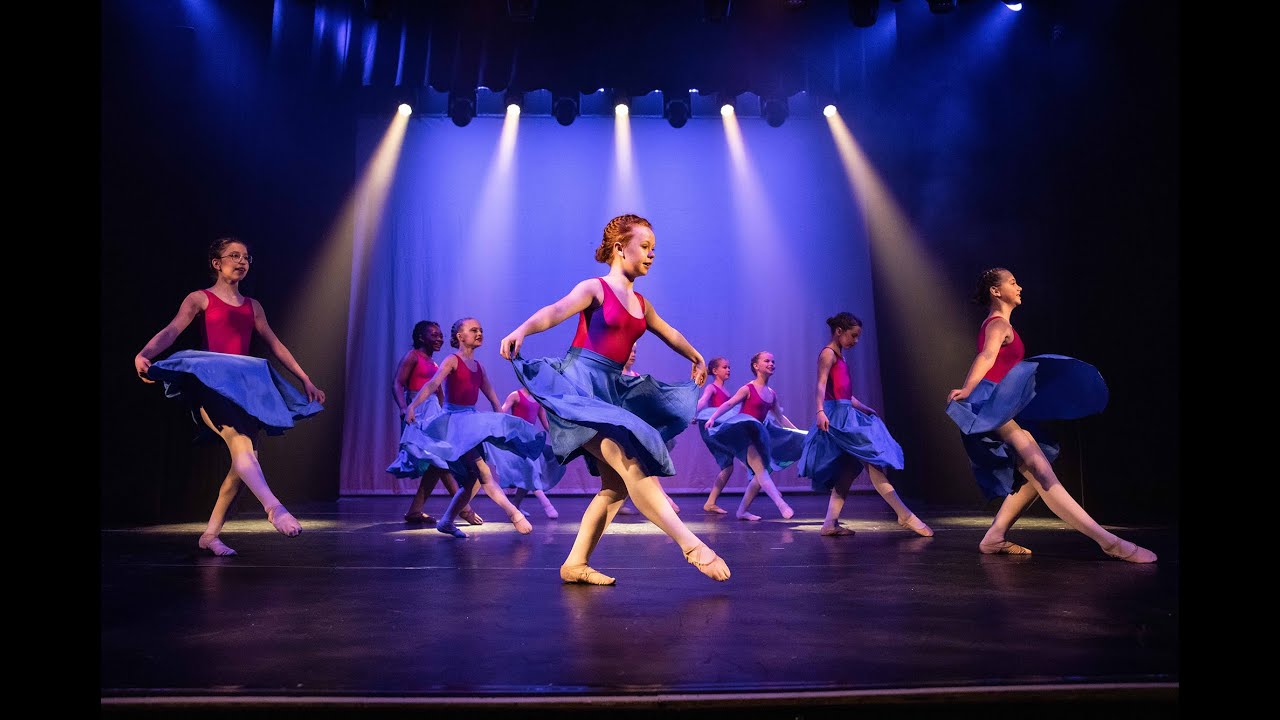 Playing in the Rain - Ballet Dance - YouTube