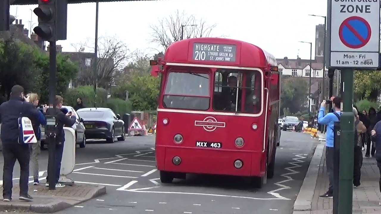 London Transport Buses 2024-Archway Classic Bus Running Day at Golders ...