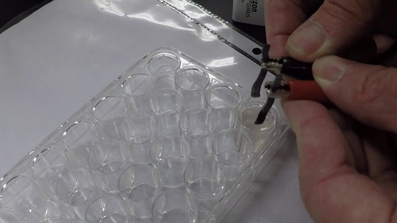 Constructing a lead acid battery. - YouTube