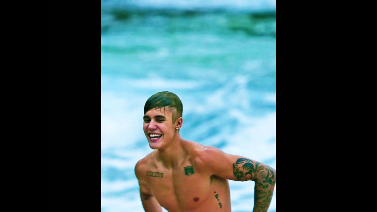 Justin Bieber adorable laugh ♥ - YouTube