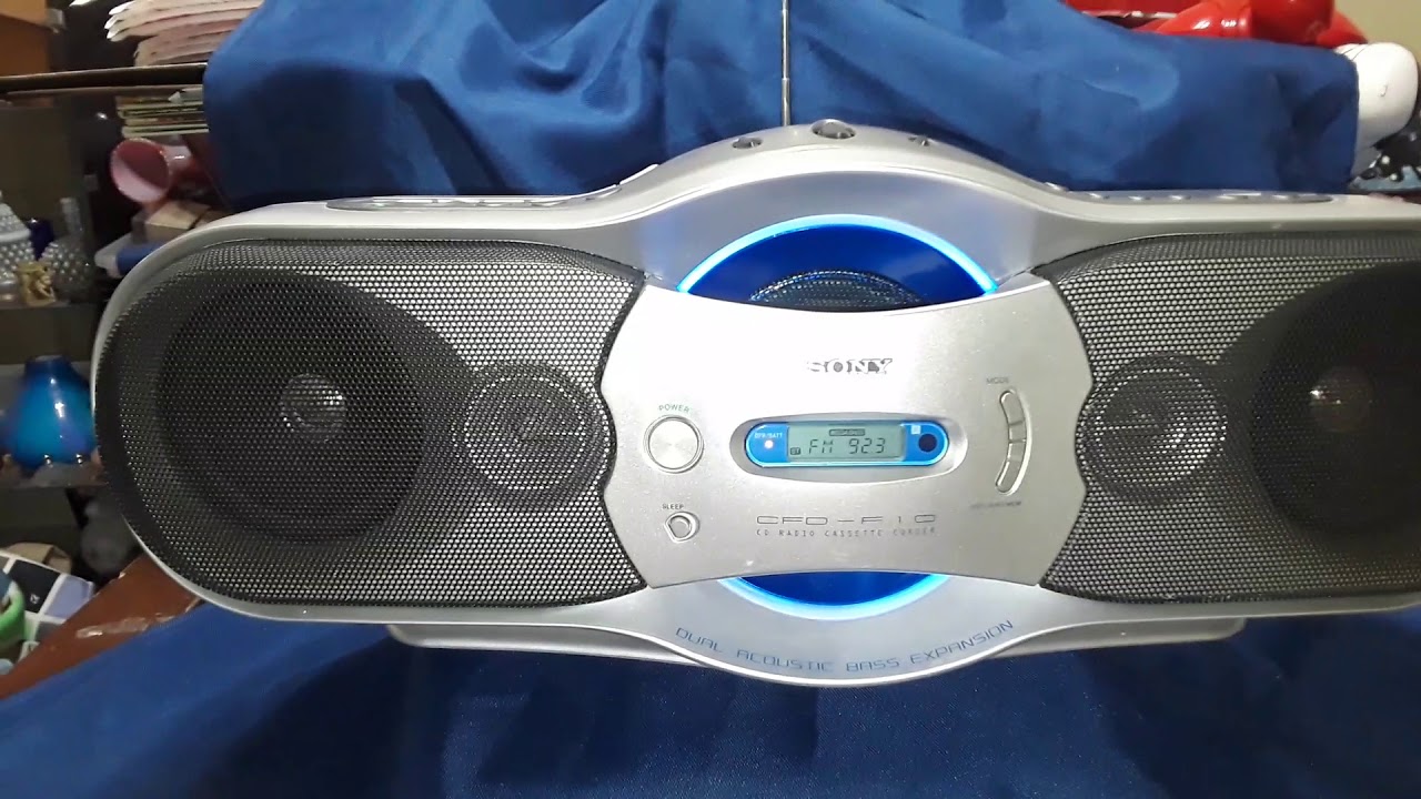 TESTING THE SONY CFD-F10 - YouTube