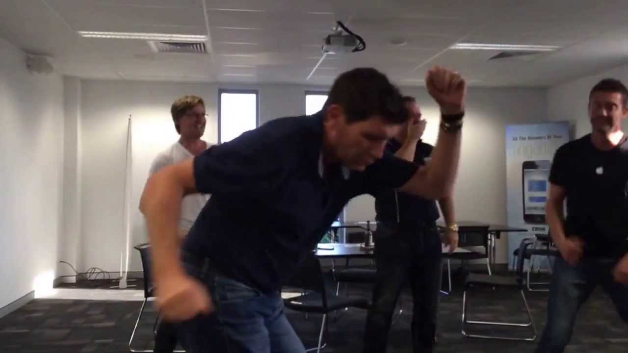 Men dancing badly... Very badly!!! - YouTube