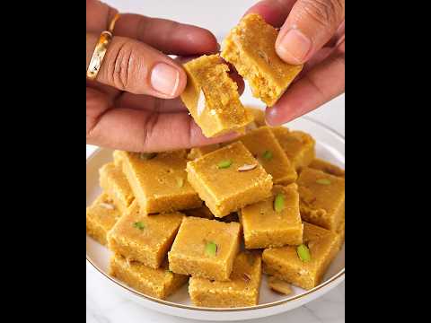 इस रक्षाबंधन, बिना मावा-चाशनी, सिर्फ ३ चीजों से घर पर बनाएं दानेदार बेसन की मिठाई | Easy Besan Sweet