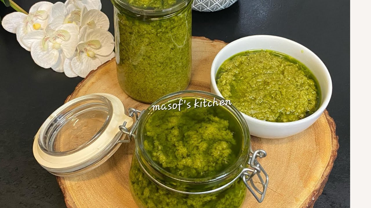 How To Make Flavourful Green Pepper Sauce// Green Chilli Sauce ...
