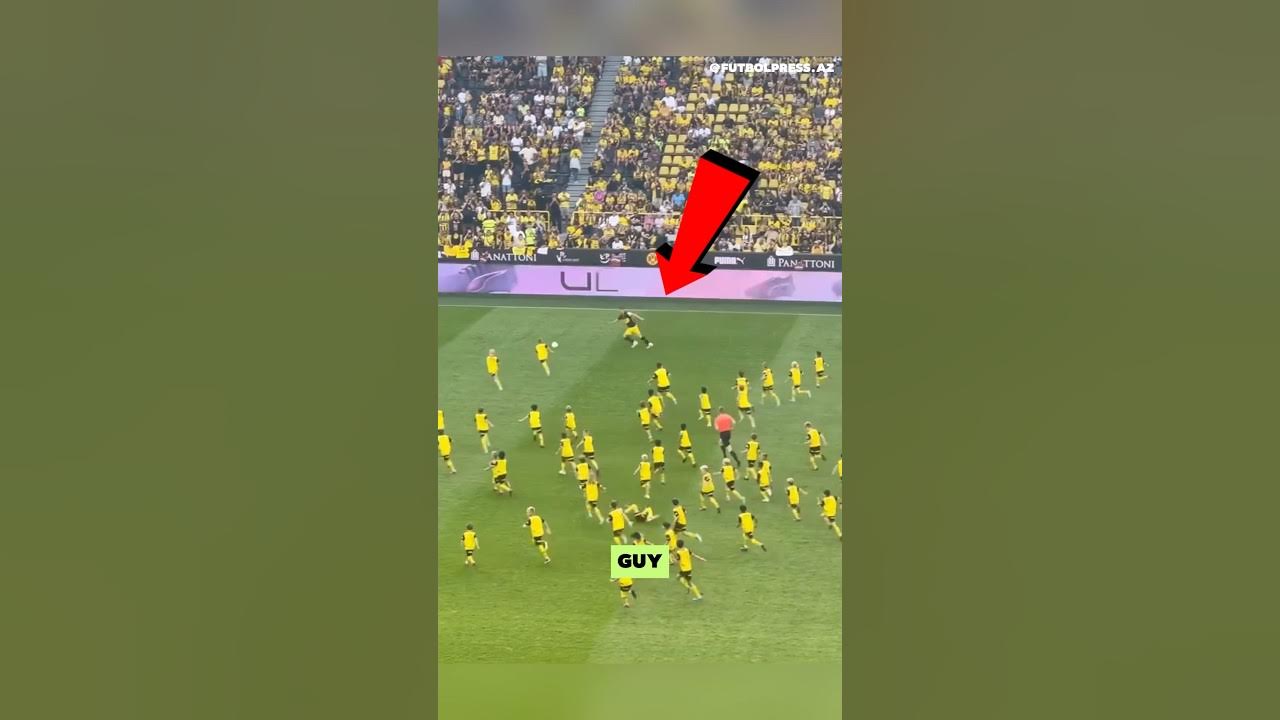 1 Man vs 100 Kids… - YouTube